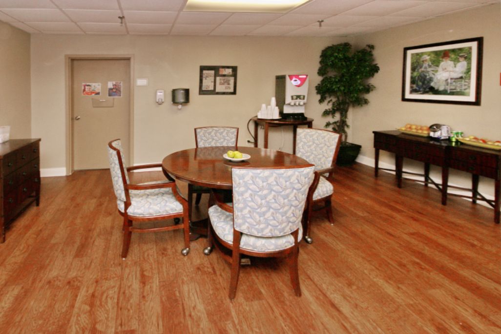 Myrtle Beach Manor - Phoenix Senior Living