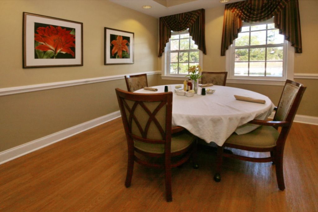 Myrtle Beach Manor - Phoenix Senior Living