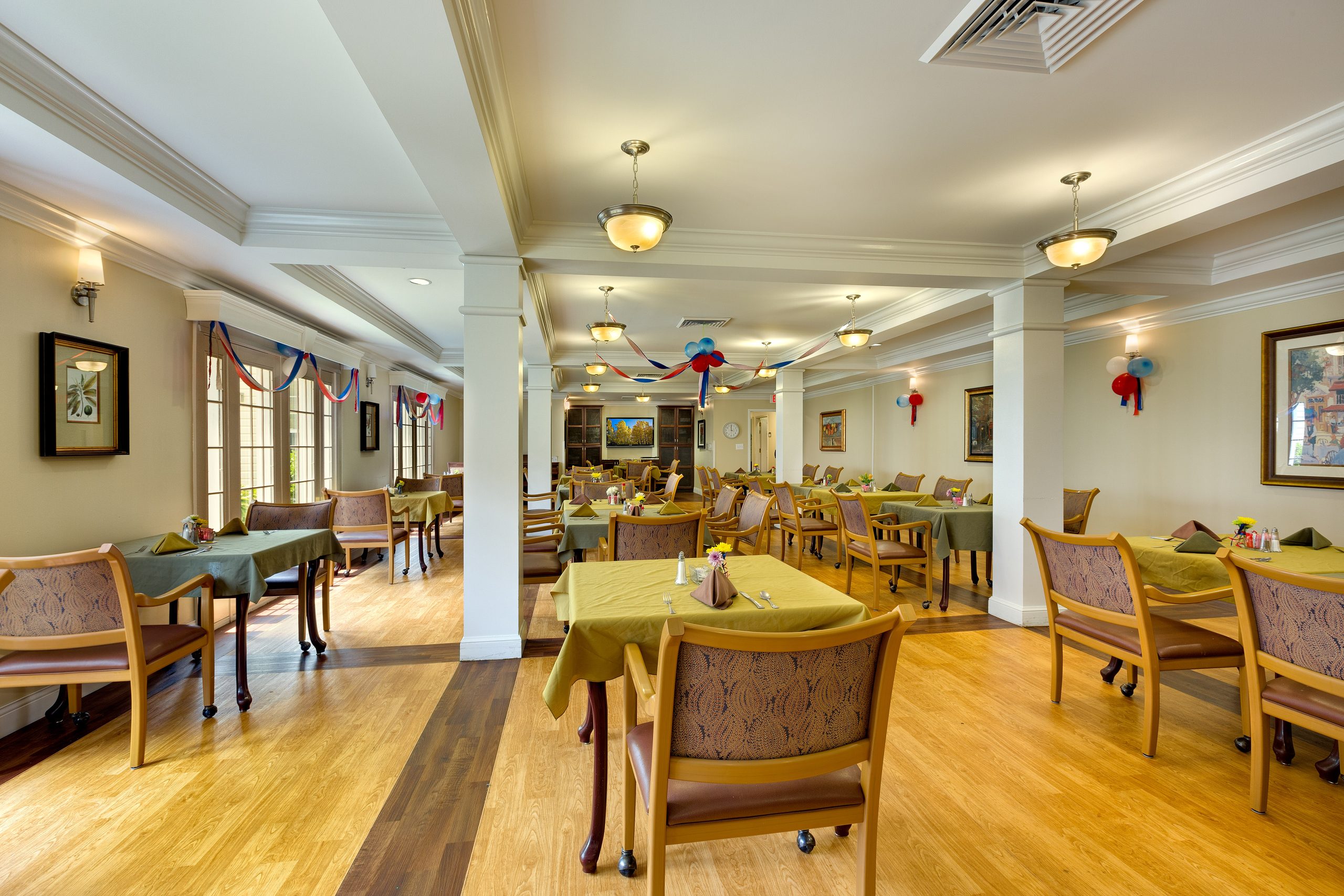 Lakeview Estates Memory Care - Phoenix Senior Living