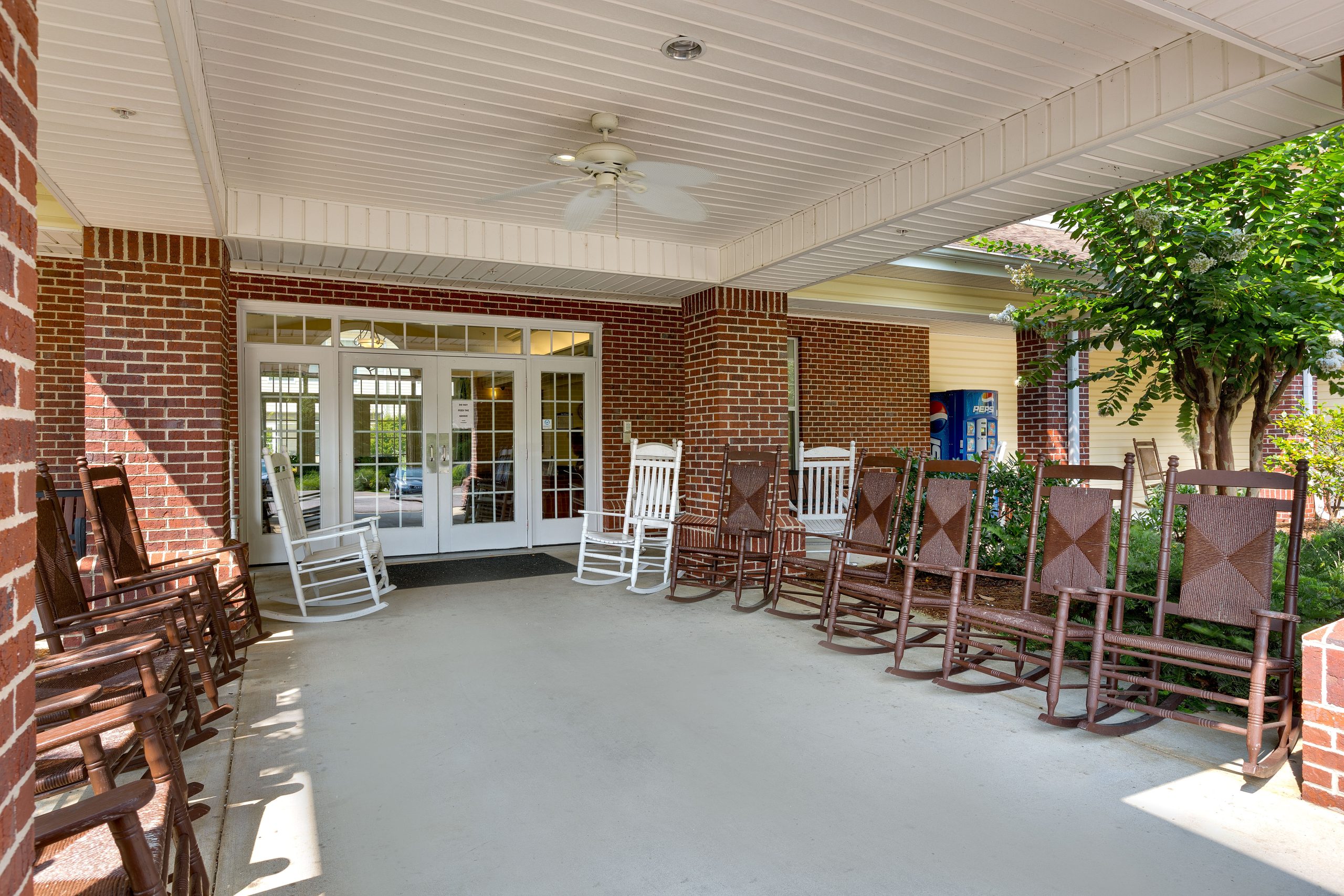 Lakeview Estates Memory Care - Phoenix Senior Living